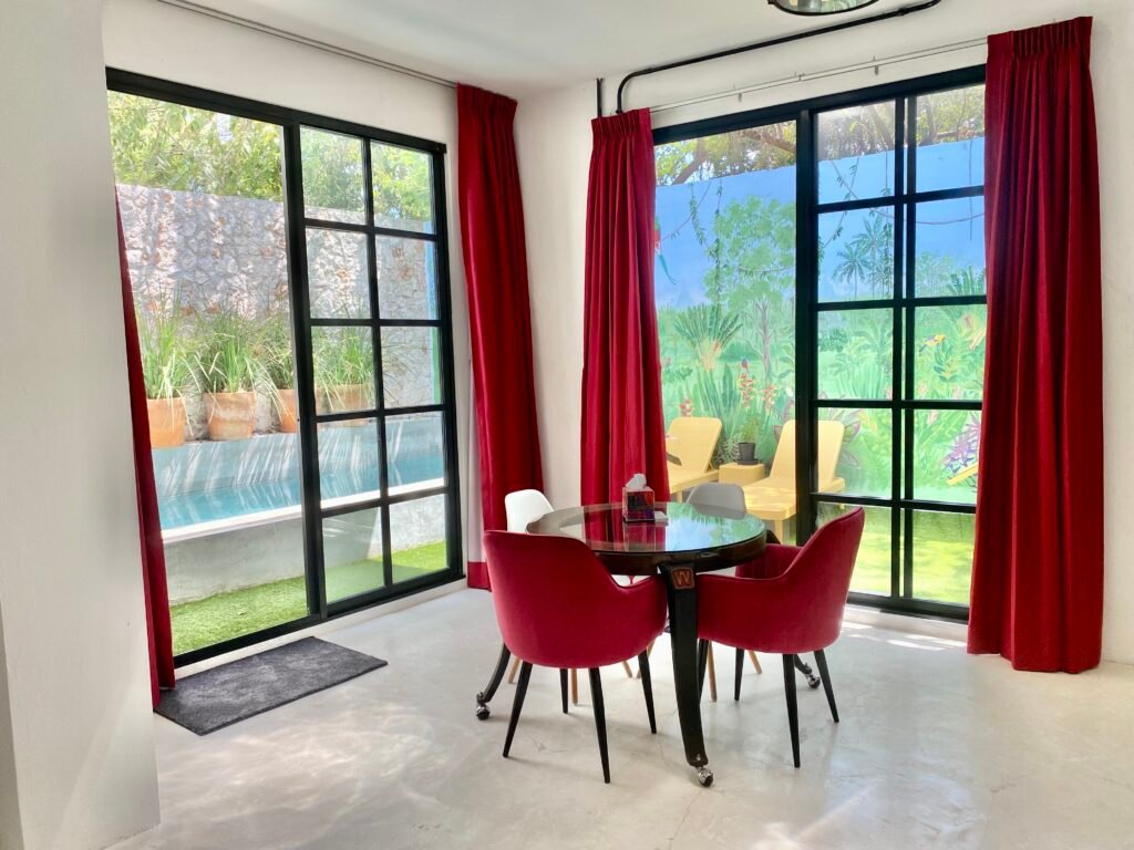 Black Windows: The Modern Home Design Trend You Need To Know About